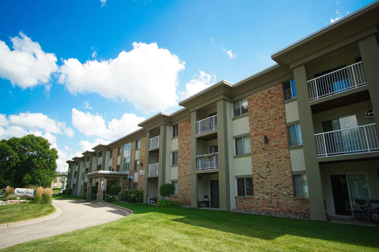 Newly Renovated 1 & 2-Bedroom Apartments | Jade Lane Estates