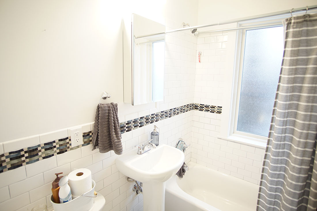 Oakview Apartments | At Home Apartments