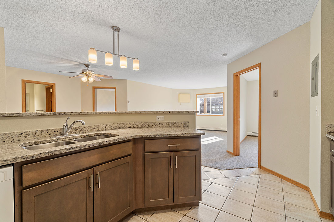 1, 2, & 3- Bedroom Apartments in St. Cloud | Park Place Estates
