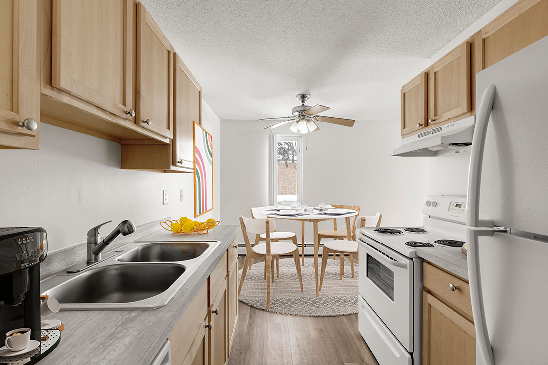 View Pointe Apartments | At Home Apartments