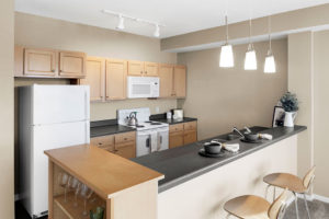 West River Commons | At Home Apartments