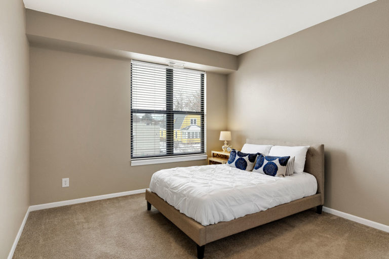 West River Commons | At Home Apartments